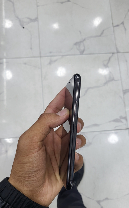 Srochni iphone 11 pro 80%  ideal