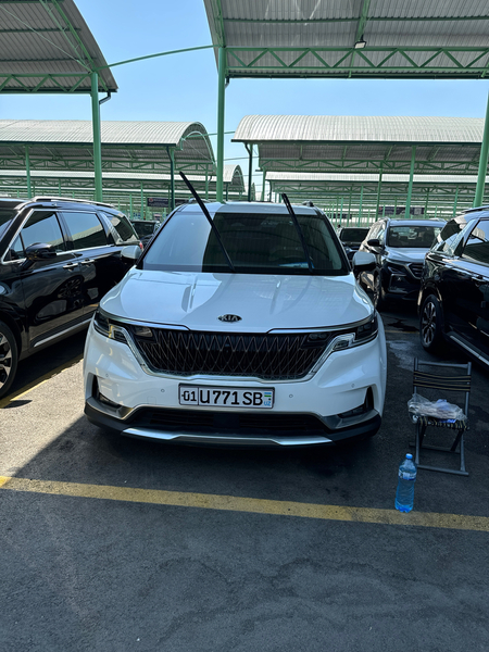 Kia Carnival Full pozitsa Pristij 9 odamlik