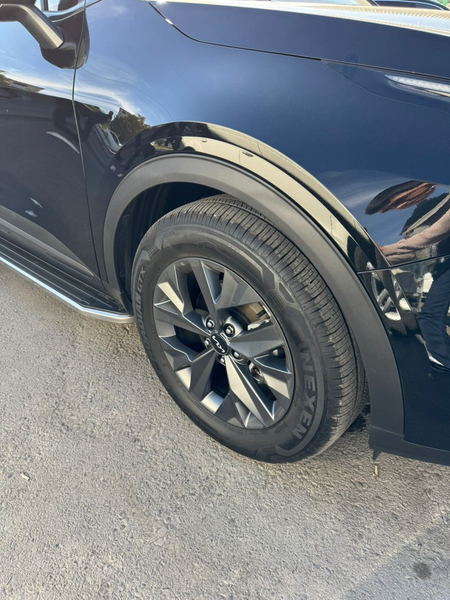 Kia Sportage Premium 2023 
(Без люка)