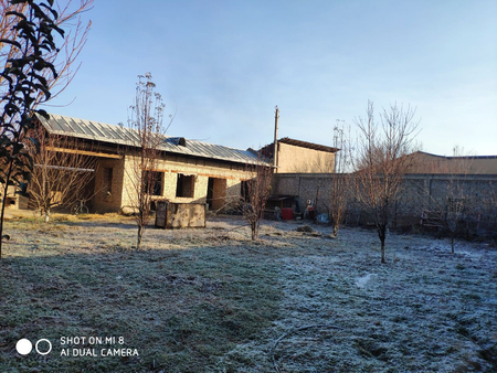 Toshkent. Tumani hasanboyda yer sotiladi 1 sutugi 25000$min 12sutu