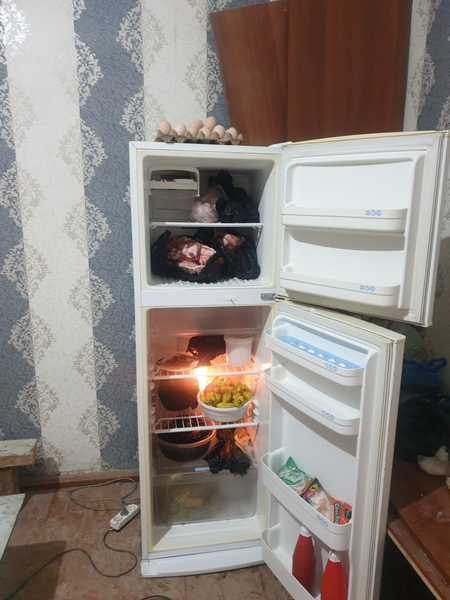 Продаётся холодильник, sotiladi xolodilnik