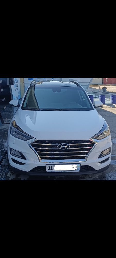 Продам HYUNDAI TUCSON. Или с выкупом.