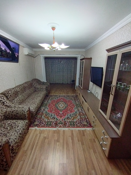 Сдам квартиру 3 комнат 2 этаж