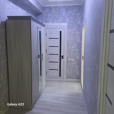 Мирзо Улугбек сампий университет олдида 2/2/9 новостройки