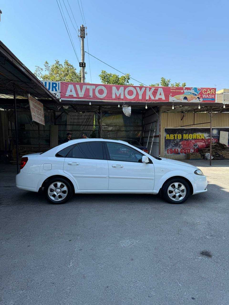 Lasettiy sotiladi va bank orqali