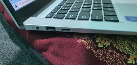 Noutbuk windows 10