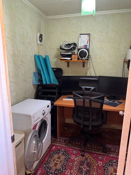 Продается квартира 3 комнатная