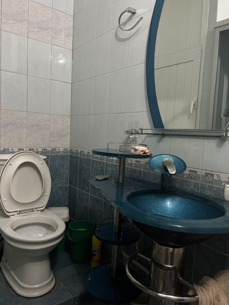 uchtepa 13 kvartal 3 xona Arendaga beriladi faqat oilaga