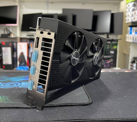 Saphire pulse Rx570 8Gb ideal sastyana karopka dok bor 3ta