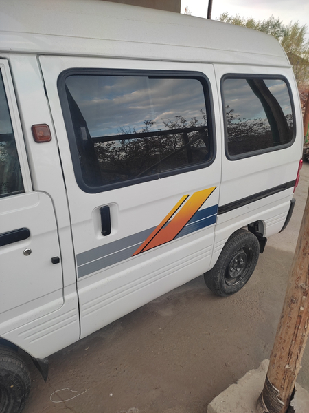 Damaz salondan kecha chiqqan prabeg 0