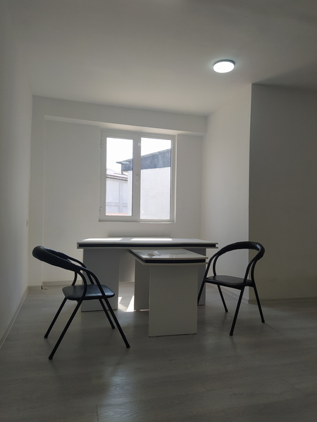 1 xonalik ofis ijaraga beriladi