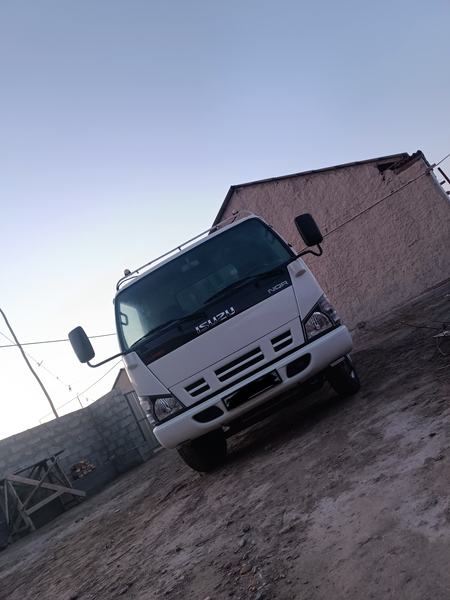 Isuzu bartavoy sotiladi