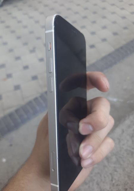 Iphone 12 128/78%