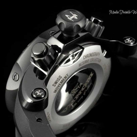 Часы Invicta 37195 Bolt Zeus Black, Gold.