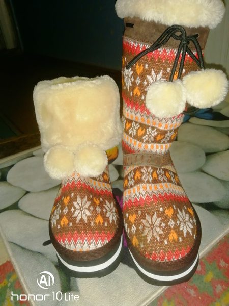 Уги очень тёплые.