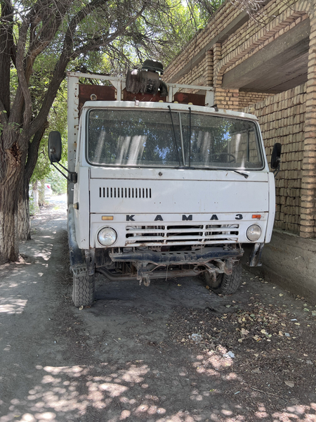 Камаз 53212