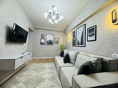 Срочно продается 2х ком. квартира на Ц4, ор-р: кафе Централ, 52м2
