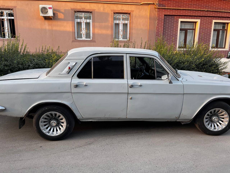 volga 2401 gazbalon bor pritsepi bn sotiladi