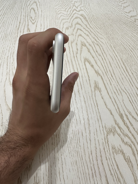 Iphone xr 4/64 white