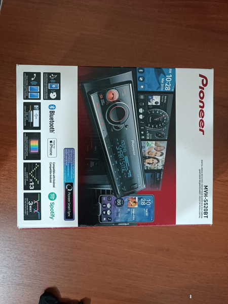 Pioneer MVH-S520BT