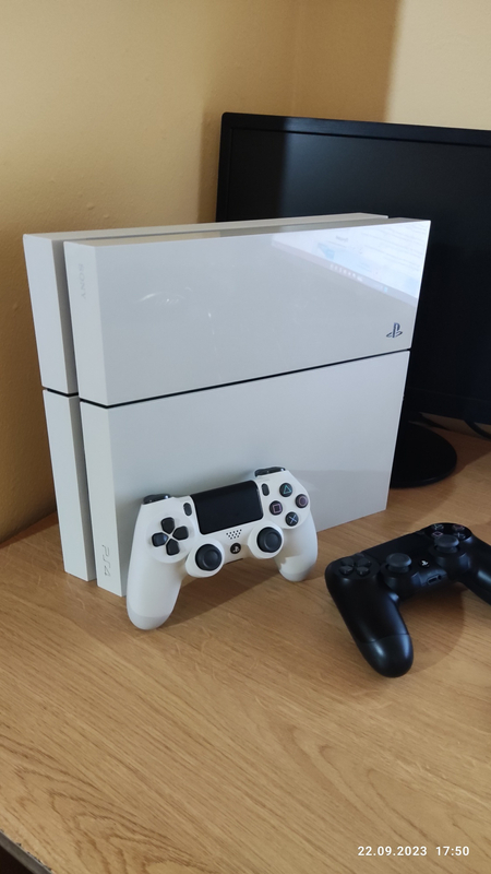 Playstation 4 pro 7218versiya 9.00