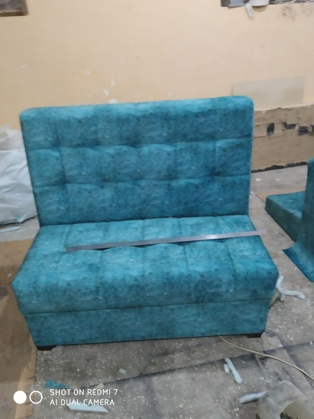 Kafe va restaran uchun divan razmer 1.20 x 65 toshkent bo'ylab yetkazi