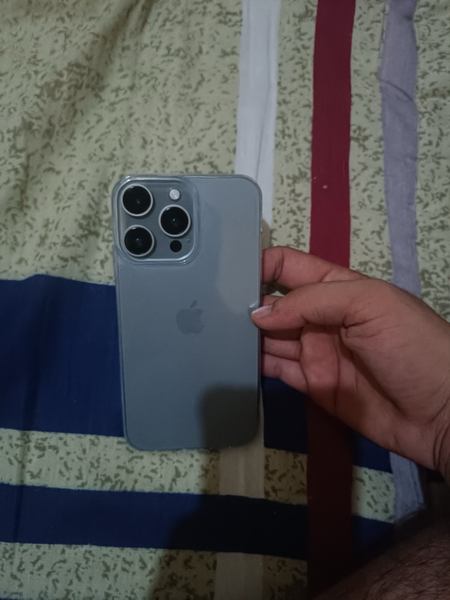 Iphone 15 Pro XR korpusda
