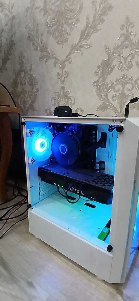 Продам игровой компьютер в сборе