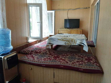 Шайхантахур! Гулободда  3 хонали 1-каватда хонадон сотилади, 75 м2