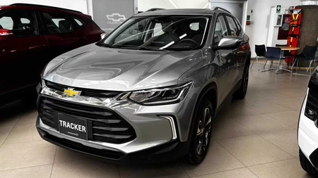 Срочно продам Трекер Премьер 2023 TURBO 1.2 Tracker Premier Avtokredit