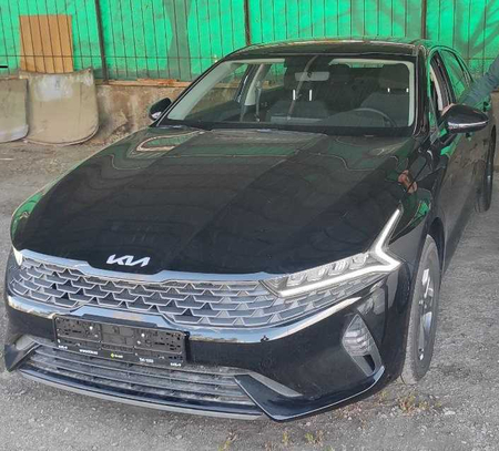 KIA K5 машинаси сотилади