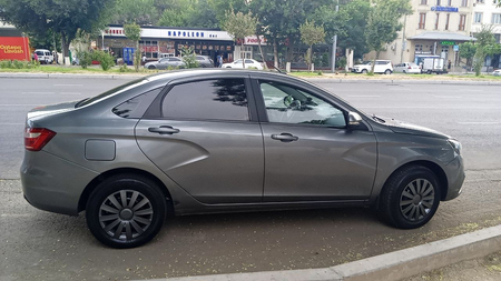 Lada vesta 2020 yil, 80 ming probeg