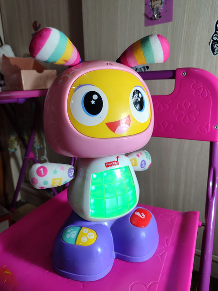Игрушка робот fisher price
