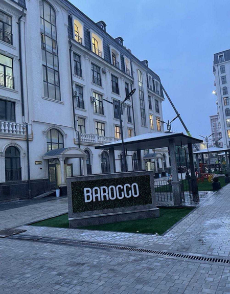 Квартира 3 комнатная в центре без ремонта в новостройке ЖК Барокко