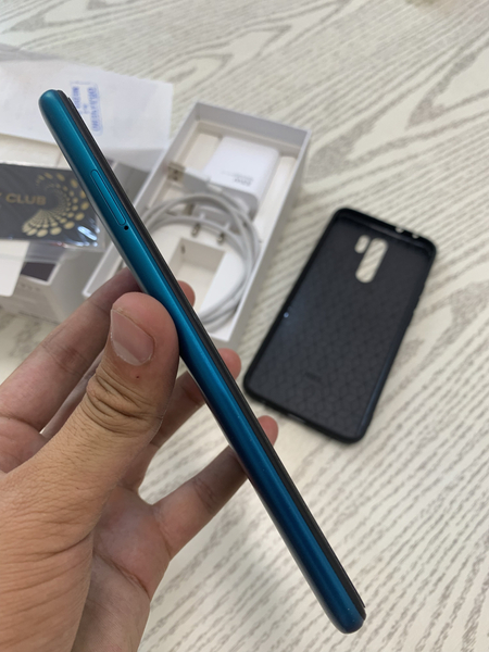 Redmi 9 4/64 holati juda yaxshi