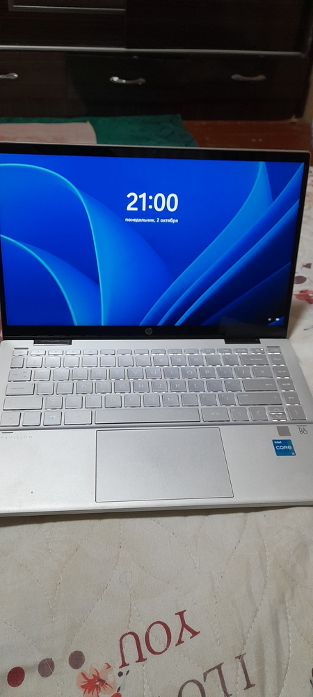 Notebook sotiladi hp pavilion x360 convertible ishlashi zo‘r