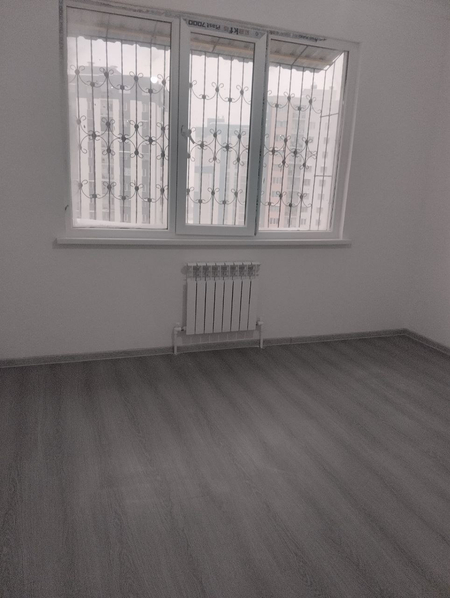 Yashnabod tumani olmos mahalla kvartira sotiladi 35.000$