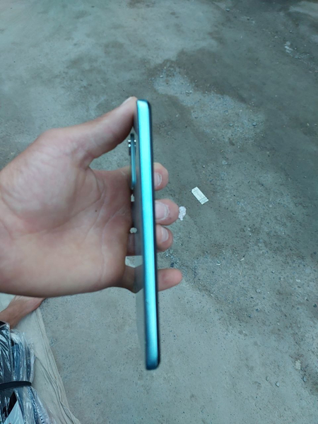 Redmi 12pro dakument karopkasi yoq hamma joyi alo
