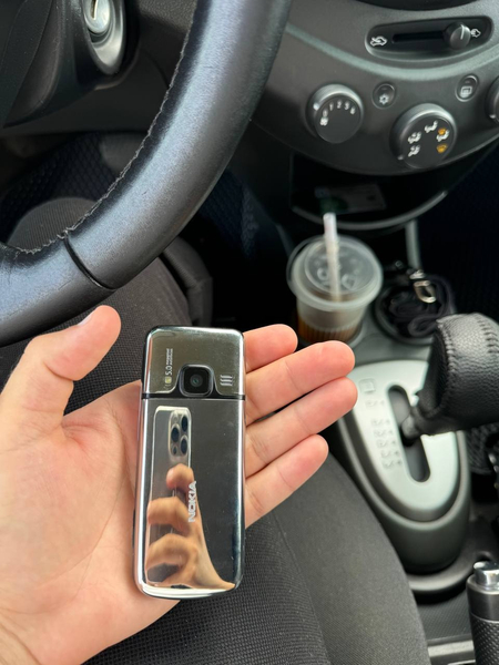 Nokia 6700 Classic