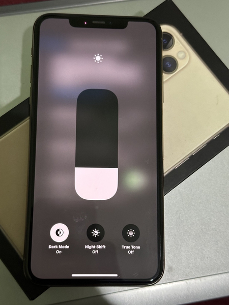 iPhone 11 pro max 256
