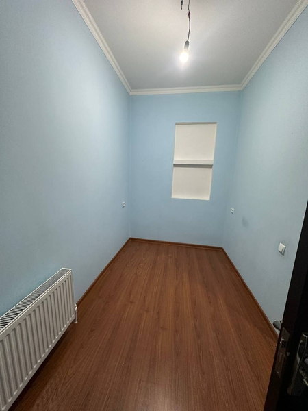 3 xonali kvartira tez va arzon sotiladi