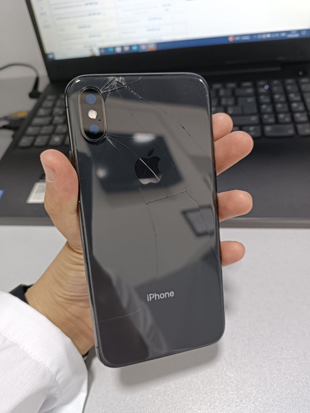 IPhone X sotiladi