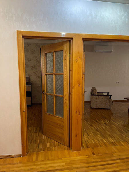 Срочно продается квартира 3/1/4 на Ойбеке.