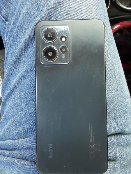 Redmi 12 sotiladi srochna