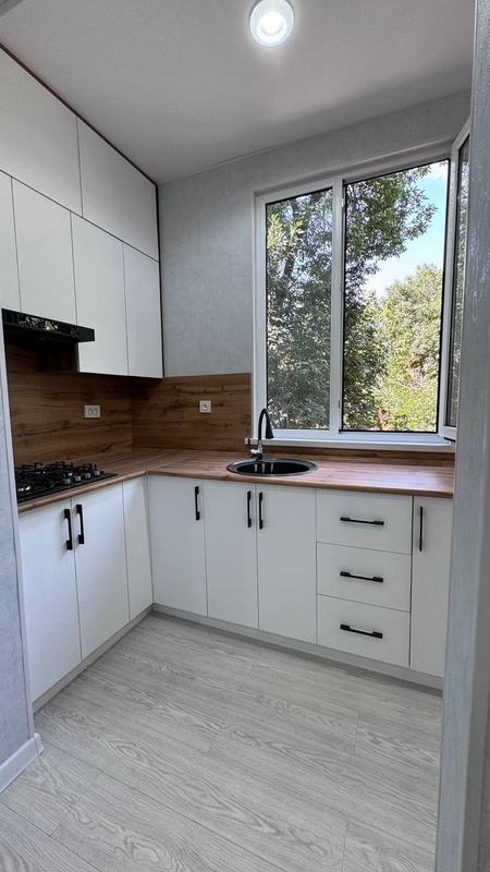 Срочно Продаётся Юнусобод 15-кв 2/2/4