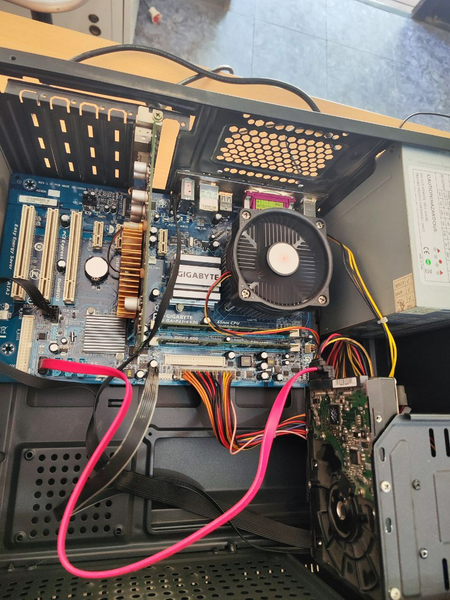 Kampyuter sotiladi DDR2