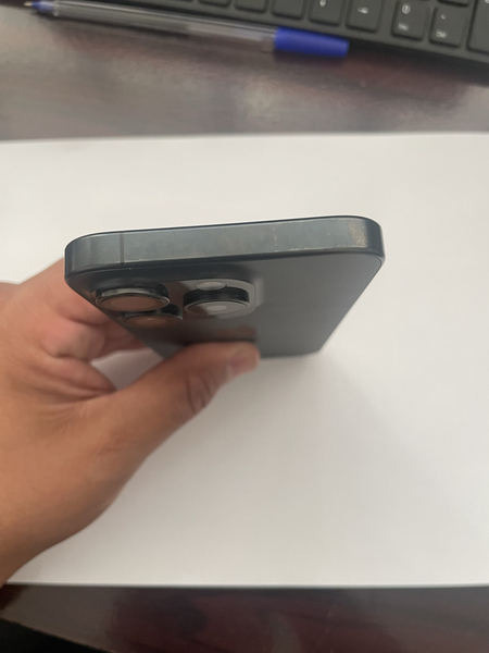 Iphone 15 pro qora 2 sim 128 gb 100%