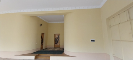 Yashashga tayyor hovli sotiladi hamma sharoitlari bor