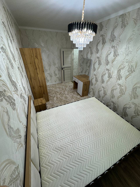 Своя  срочно Продаётся квартира:   3 квартал  торговой центры
