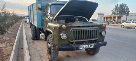 Газ 52 юк машина сотилади